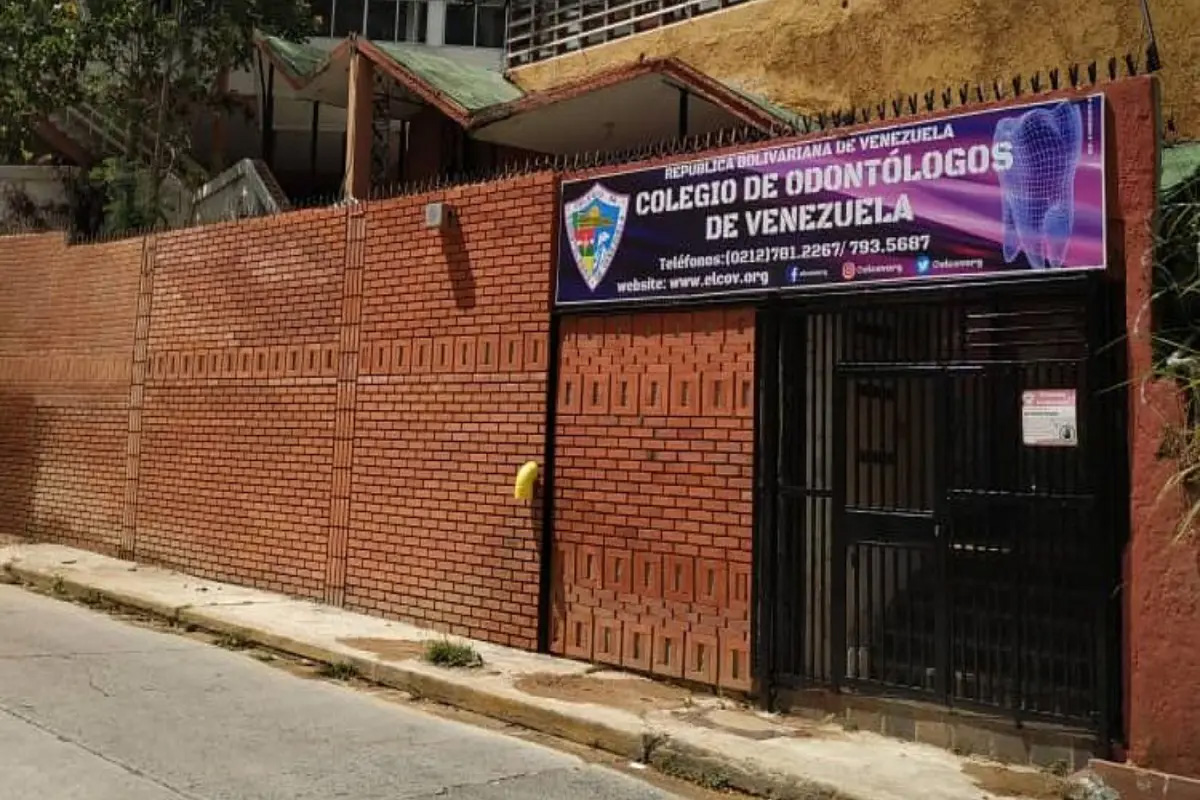 Colegio de Odontólogos activa una comisión de intrusismo para detectar falsos profesionales ...