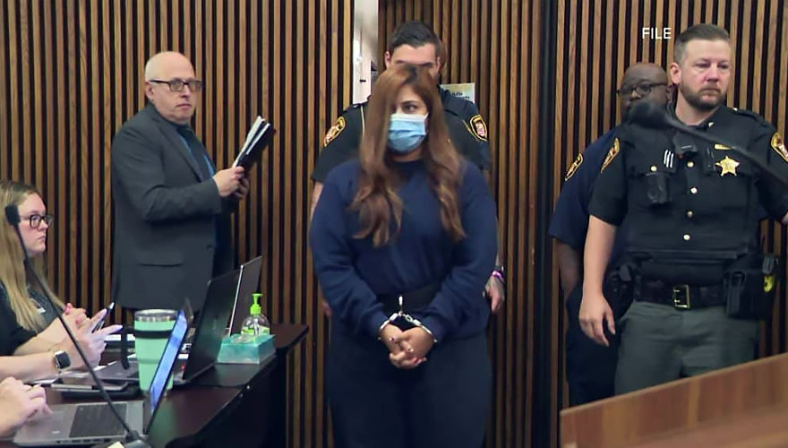 Condenan a cadena perpetua a madre que dejó sola a su bebé para irse de vacaciones – Diario El ...