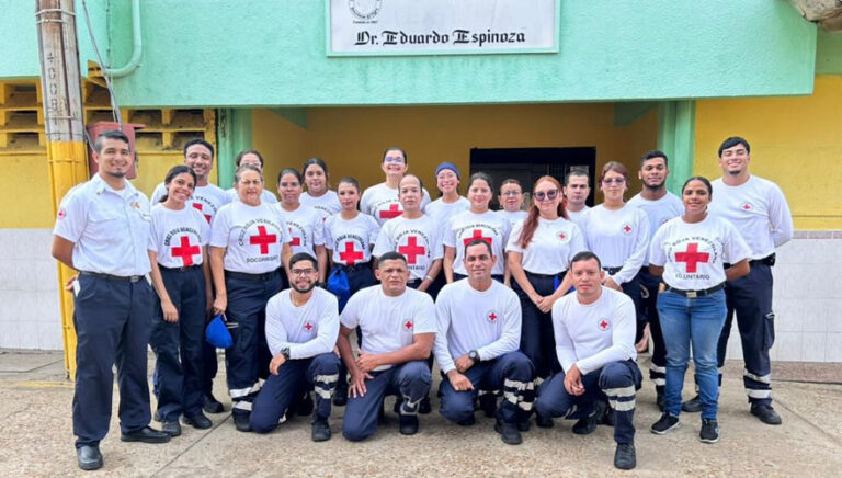 Reconocieron la labor humanitaria de los socorristas en El Tigre ...